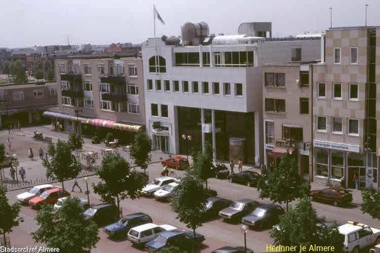 Grote Markt Almere (jaartal: 1990 tot 2000) - Foto's SERC