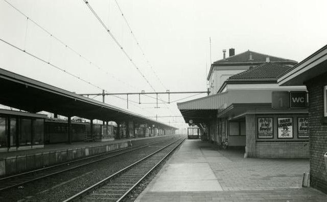 Station Assen (jaartal: 1980 tot 1990) - Foto's SERC