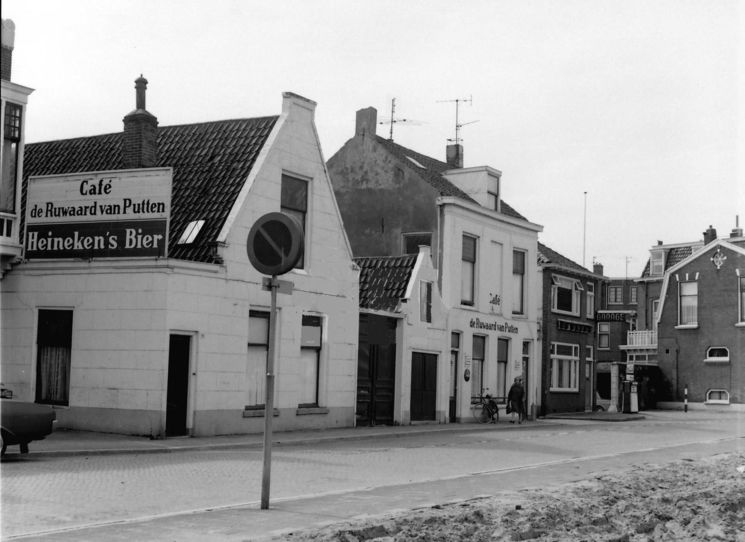 Cornelis de Wittstraat Dordrecht (jaartal: 1970 tot 1980) - Foto's SERC