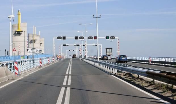 Hartelbrug Spijkenisse (jaartal: 1990 tot 2000) - Foto's SERC