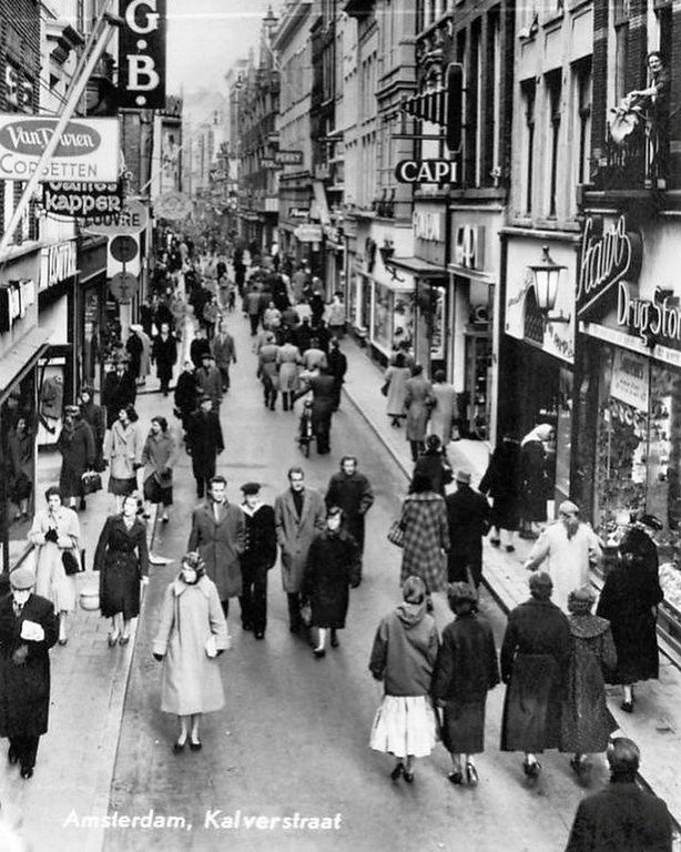 Kalverstraat Amsterdam (jaartal: 1960 tot 1970) - Foto's SERC